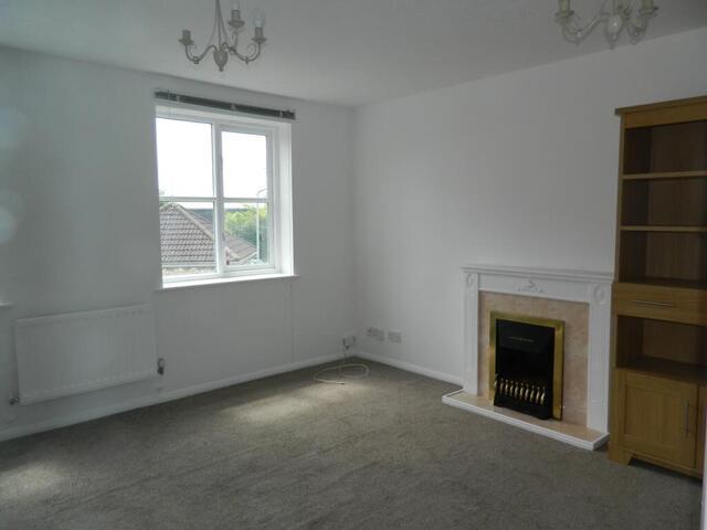 Shared Living/roommate 2 Bedroom For Sale Cippenham Slough 239950 ES101059836