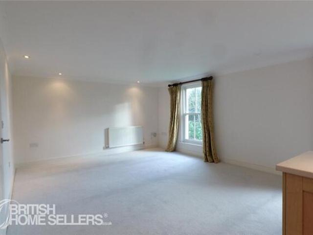 Shared Living/roommate 2 Bedroom For Sale Cirencester Gloucestershire 230000 ES98801052