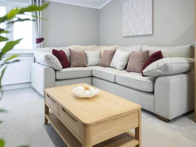 Shared Living/roommate 2 Bedroom For Sale Clacton On Sea Essex 269995 ES100988132