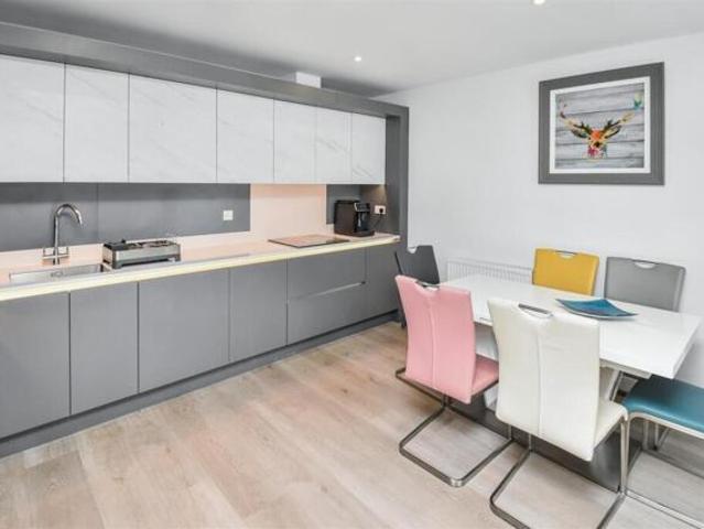Shared Living/roommate 2 Bedroom For Sale Corby Northamptonshire 190000 ES98233425