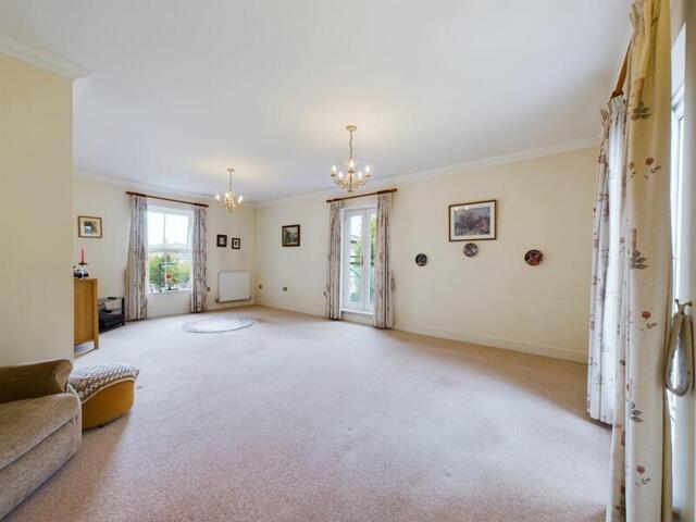 Shared Living/roommate 2 Bedroom For Sale Coulsdon Great London 425000 ELS87597591