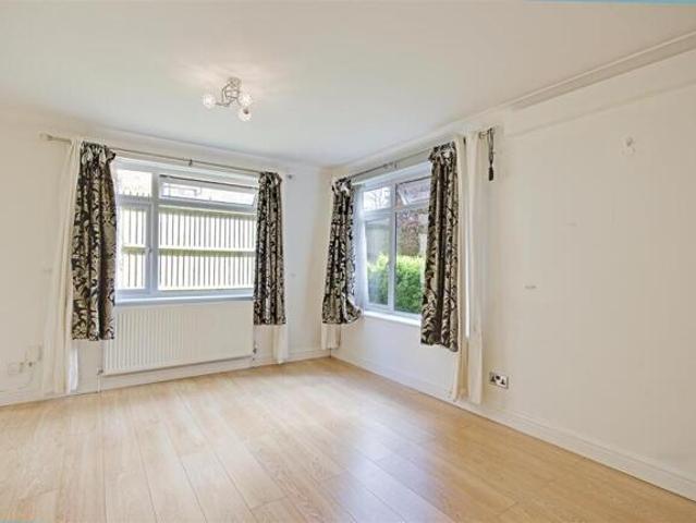 Shared Living/roommate 2 Bedroom For Sale Croydon Great London 270000 ELS100541136
