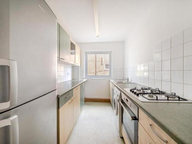 Shared Living/roommate 2 Bedroom For Sale Croydon Greater London 285000 ELS101678613