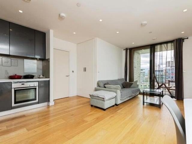 Shared Living/roommate 2 Bedroom For Sale Croydon Greater London 320000 ES99130373