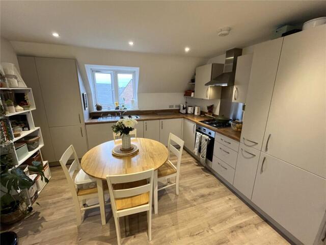 Shared Living/roommate 2 Bedroom For Sale Dunstable Central Bedfordshire 230000 ES101100140