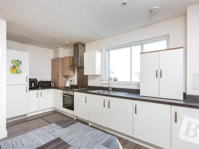Shared Living/roommate 2 Bedroom For Sale Dagenham Greater London 300000 ES101743262