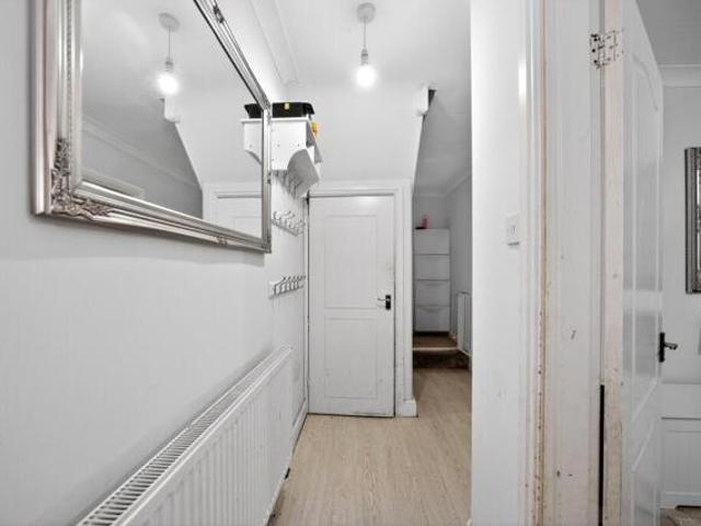 Shared Living/roommate 2 Bedroom For Sale Dagenham Greater London 400000 ELS99895408