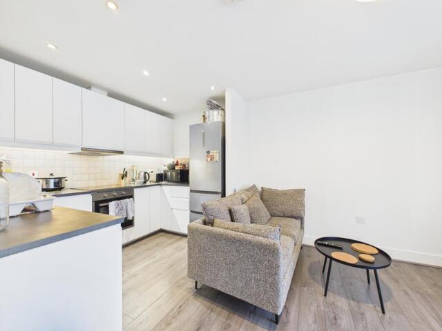 Shared Living/roommate 2 Bedroom For Sale Derby Derbyshire 130000 ELS100824911