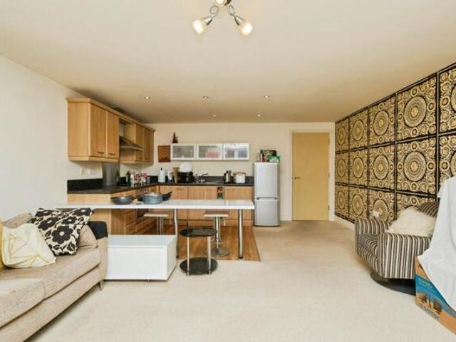 Shared Living/roommate 2 Bedroom For Sale Derbyshire Derbyshire 185000 ES99475835
