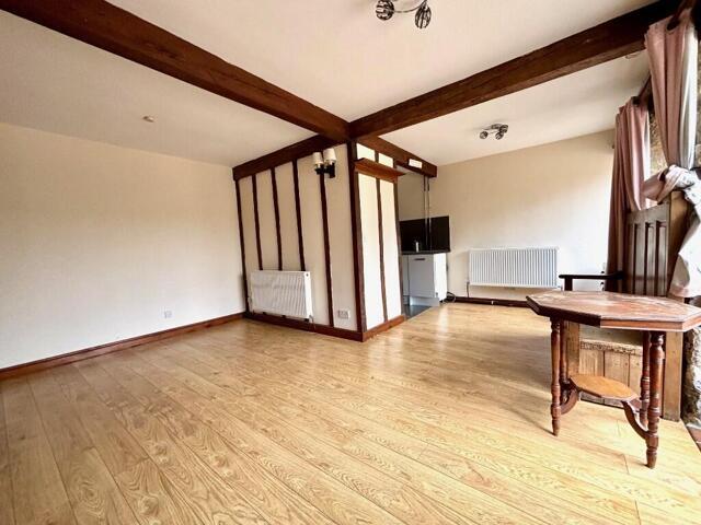 Shared Living/roommate 2 Bedroom For Sale Derbyshire Derbyshire 260000 ES100132451