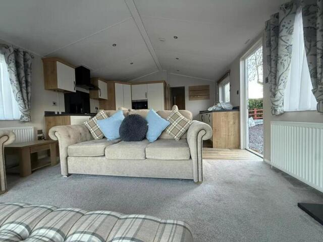 Shared Living/roommate 2 Bedroom For Sale Devon Devon 85000 ELS100456574