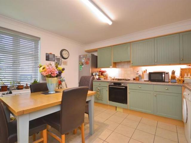 Shared Living/roommate 2 Bedroom For Sale Dorchester Dorset 235000 ELS101200139