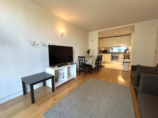 Shared Living/roommate 2 Bedroom For Sale Ealing Greater London 300000 ES101676365