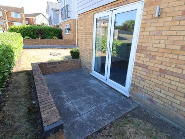 Shared Living/roommate 2 Bedroom For Sale Eastwood Southend On Sea 250000 ES98687541