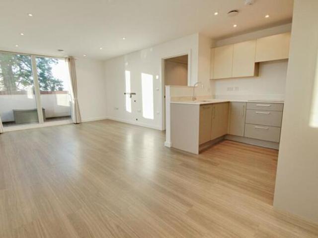 Shared Living/roommate 2 Bedroom For Sale East Sussex West Sussex 350000 ELS99808605