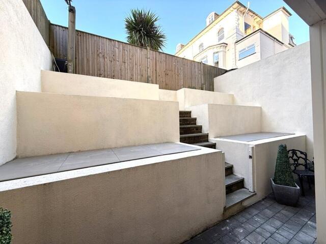 Shared Living/roommate 2 Bedroom For Sale Eastbourne East Sussex 300000 ES101856056