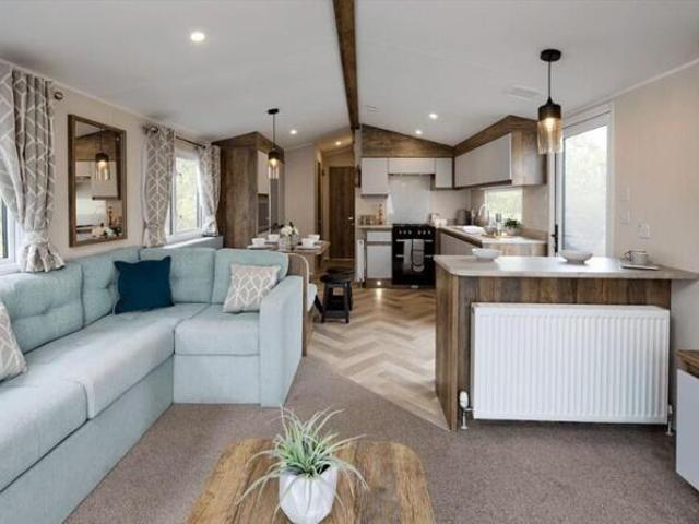 Shared Living/roommate 2 Bedroom For Sale Edinburgh Road Edinburgh Road 39995 ES98765669