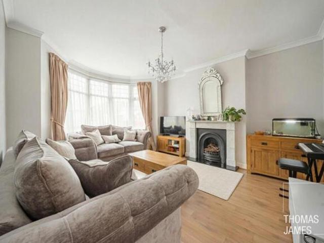 Shared Living/roommate 2 Bedroom For Sale Enfield Greater London 575000 ES99840091