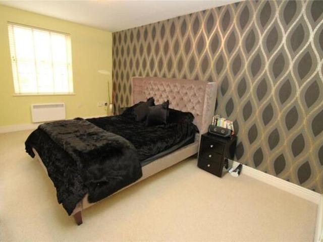 Shared Living/roommate 2 Bedroom For Sale Fareham Hampshire 215000 ELS100684956