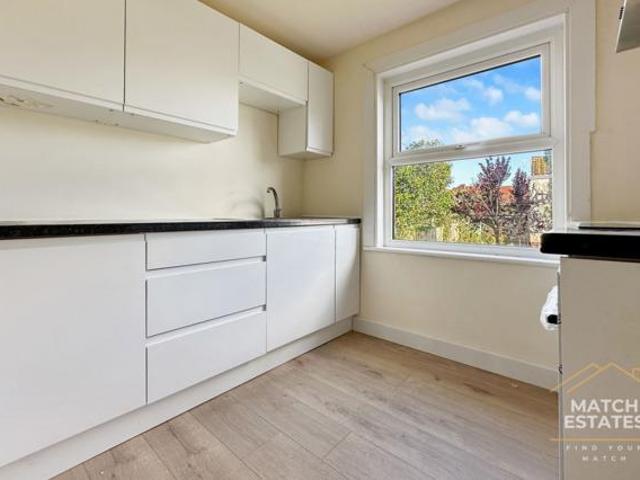 Shared Living/roommate 2 Bedroom For Sale Folkestone Kent 180000 ELS100579053