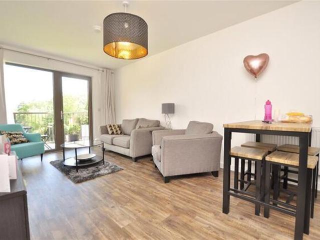 Shared Living/roommate 2 Bedroom For Sale Guildford Surrey 450000 ES99735780