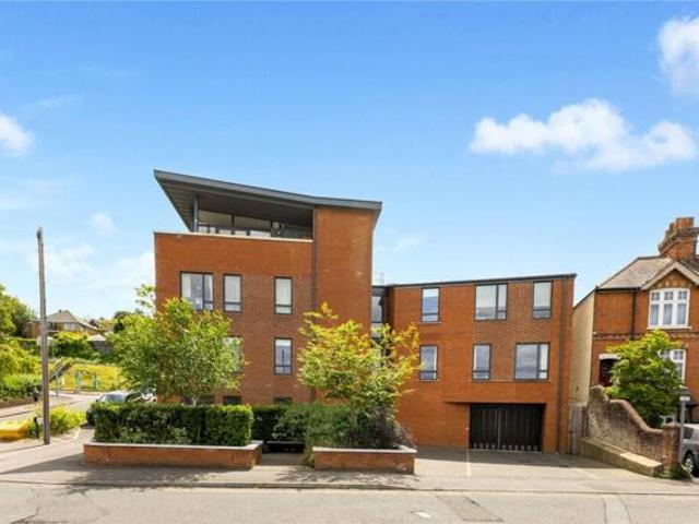 Shared Living/roommate 2 Bedroom For Sale Guildford Surrey 525000 ES98930189
