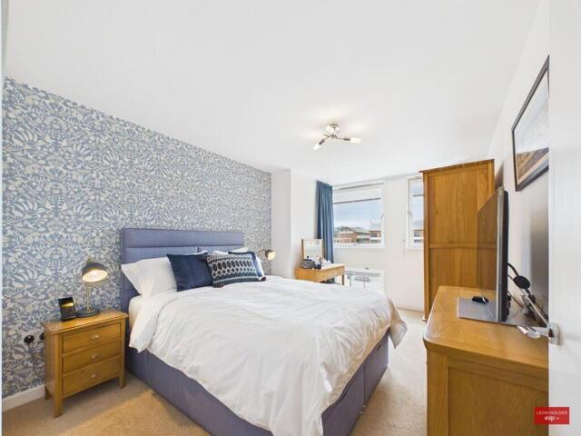 Shared Living/roommate 2 Bedroom For Sale Gloucester Gloucestershire 230000 ELS101743309