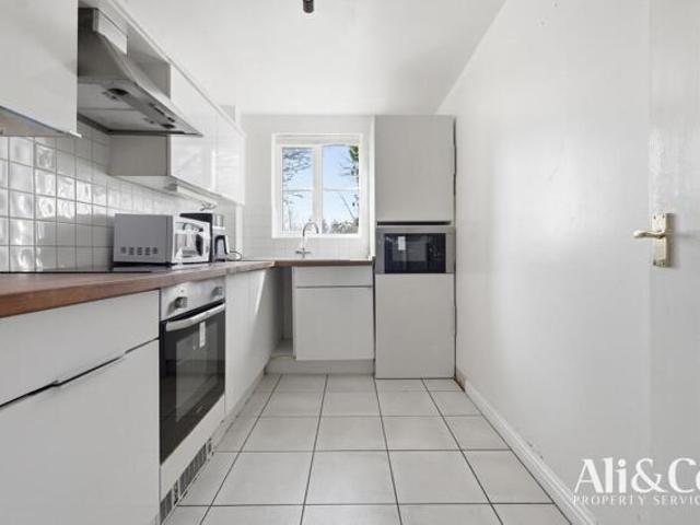 Shared Living/roommate 2 Bedroom For Sale Grays Essex 229950 ES100615118