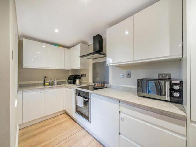 Shared Living/roommate 2 Bedroom For Sale Great Dunmow Essex 195000 ES101678294