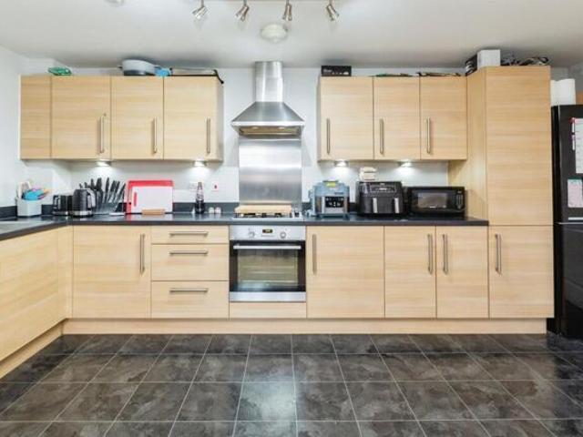 Shared Living/roommate 2 Bedroom For Sale Haddenham Buckinghamshire 275000 ES99608190