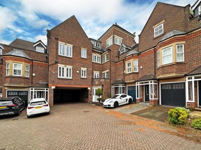 Shared Living/roommate 2 Bedroom For Sale Hale Cheshire 300000 ELS101678189