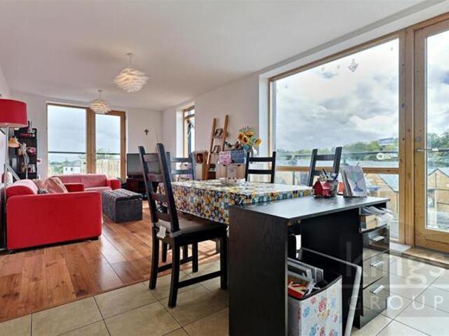Shared Living/roommate 2 Bedroom For Sale Harlow Essex 260000 ES99688435