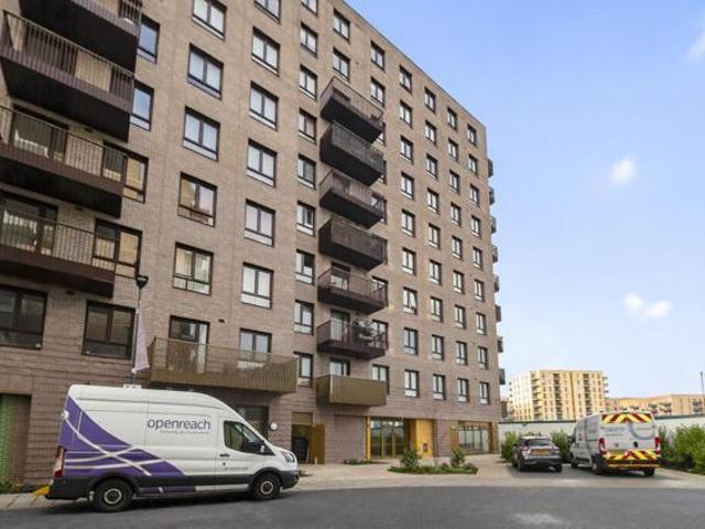 Shared Living/roommate 2 Bedroom For Sale Harrow Greater London 459000 ES99523580