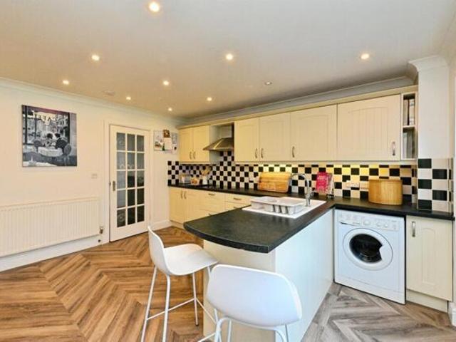 Shared Living/roommate 2 Bedroom For Sale Heacham Norfolk 300000 ES100540583