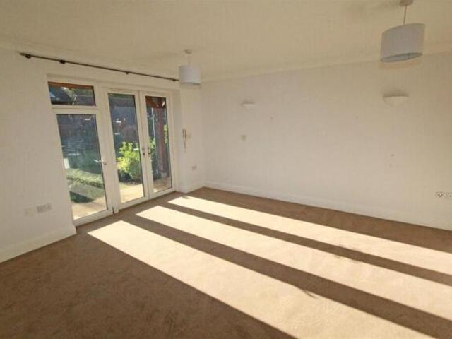 Shared Living/roommate 2 Bedroom For Sale Hertford Hertfordshire 410000 ELS100685117