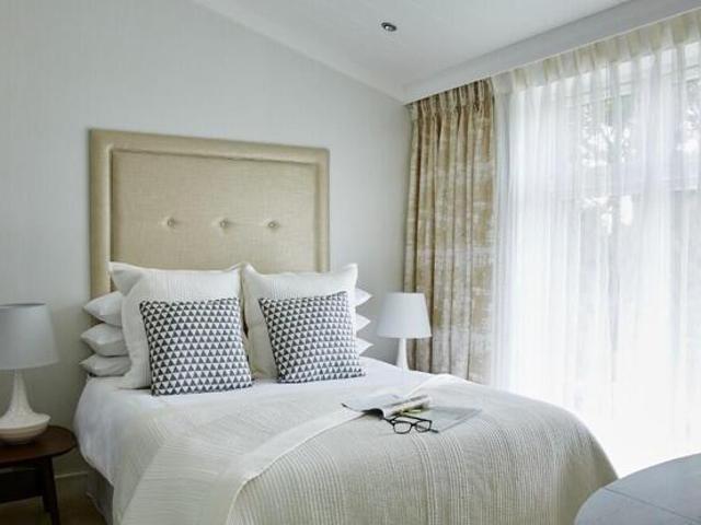 Shared Living/roommate 2 Bedroom For Sale High Wycombe Buckinghamshire 375000 ELS101200075