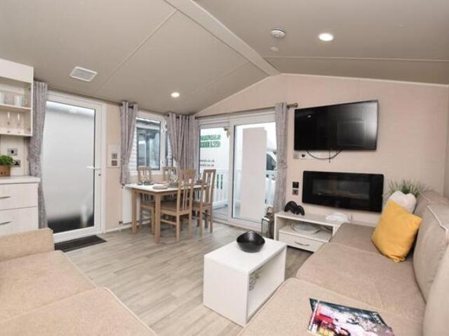 Shared Living/roommate 2 Bedroom For Sale Kent Kent 57995 ES100398427