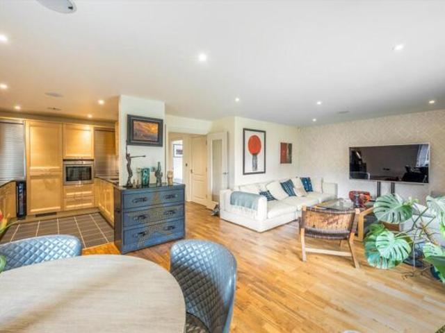 Shared Living/roommate 2 Bedroom For Sale Kent Kent 750000 ELS101931837