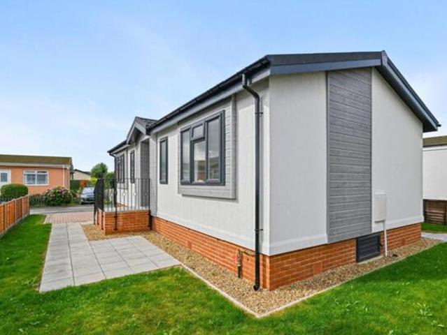 Shared Living/roommate 2 Bedroom For Sale Kent Medway 262000 ES100366235