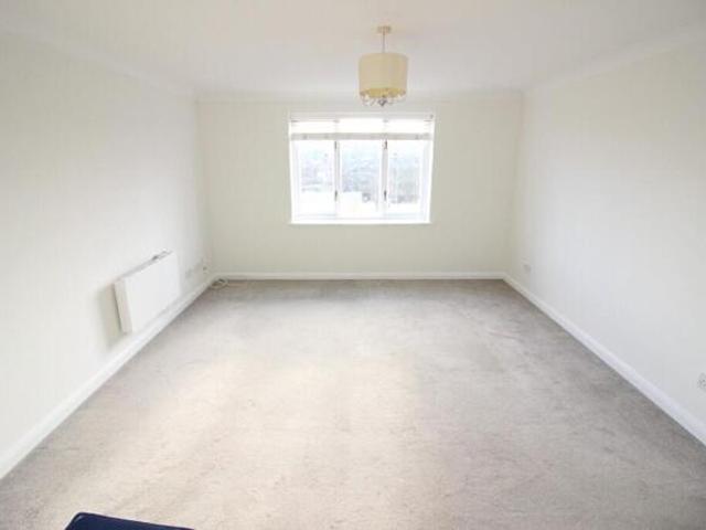 Shared Living/roommate 2 Bedroom For Sale Kingston Upon Thames Greater London 415000 ES101119283
