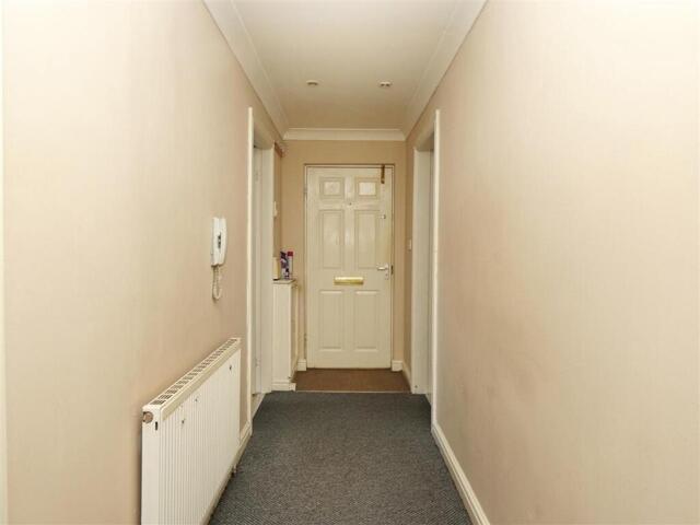 Shared Living/roommate 2 Bedroom For Sale Knowsley Merseyside 95000 ES100503356