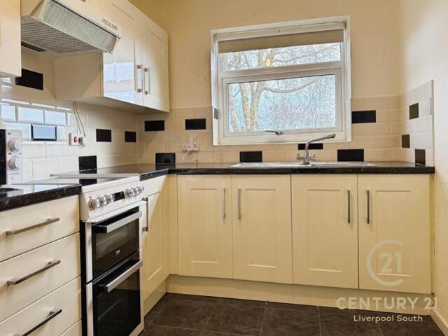 Shared Living/roommate 2 Bedroom For Sale Knowsley Liverpool 140000 ES99380952