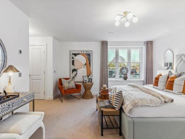 Shared Living/roommate 2 Bedroom For Sale Luton Bedfordshire 712000 ES99641876