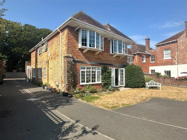 Shared Living/roommate 2 Bedroom For Sale Lymington Hampshire 425000 ELS101199952