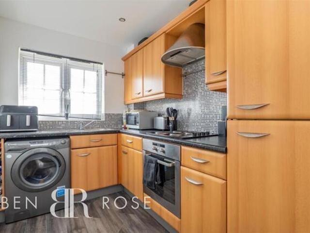 Shared Living/roommate 2 Bedroom For Sale Lancs Lancashire 115000 ES98930049