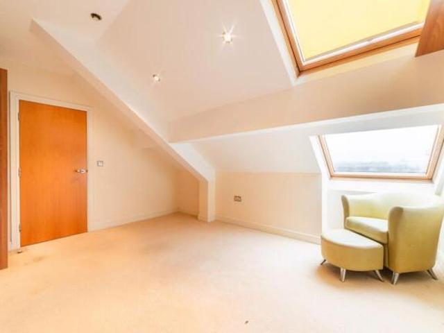 Shared Living/roommate 2 Bedroom For Sale Lancs Sefton 155000 ES101379114