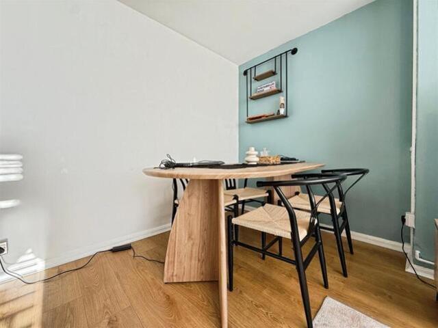 Shared Living/roommate 2 Bedroom For Sale Leamington Spa Warwickshire 175000 ES98969223