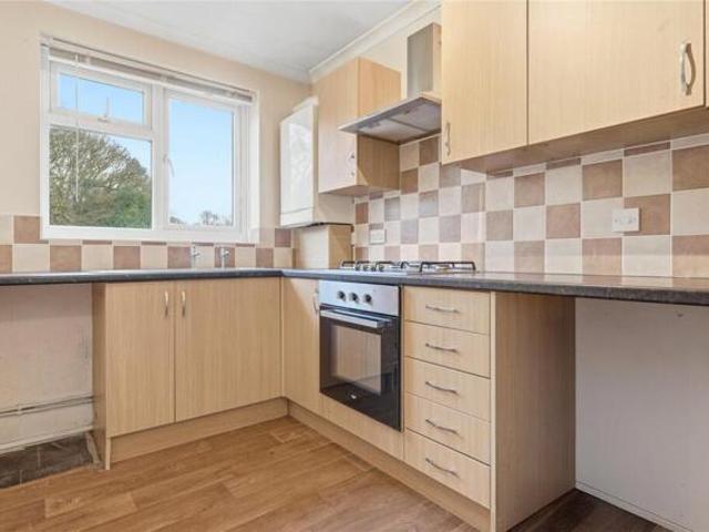 Shared Living/roommate 2 Bedroom For Sale Leigh Southend on Sea 250000 ES100398277