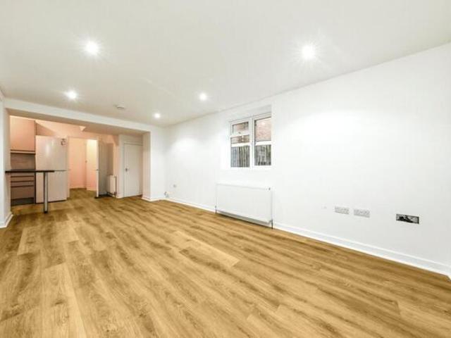 Shared Living/roommate 2 Bedroom For Sale London Greater London 400000 ES101678470
