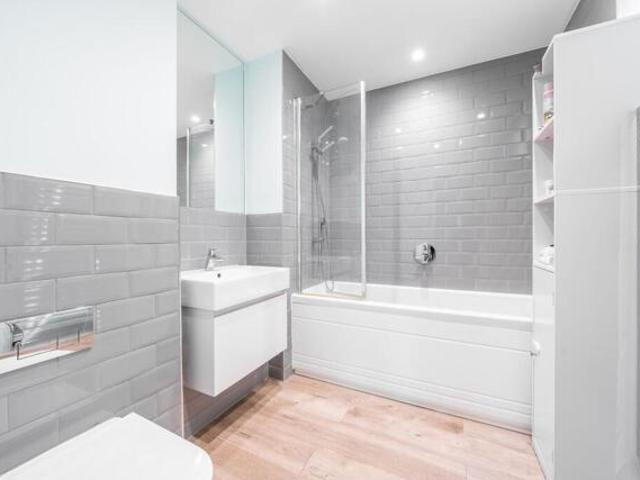 Shared Living/roommate 2 Bedroom For Sale London Greater London 445000 ES99161441